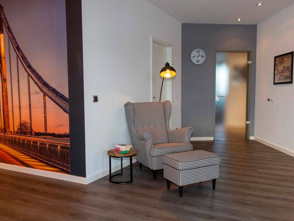 150 M² Apartment ∙ 4 Bedrooms ∙ 7 Guests - Wilhelmshaven