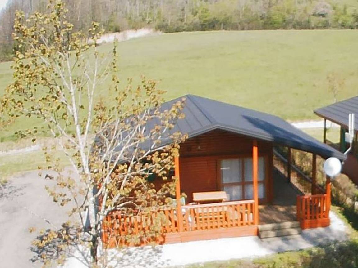 35 M² Mökki ∙ 2 Makuuhuonetta ∙ 5 Vierasta - Lons-le-Saunier