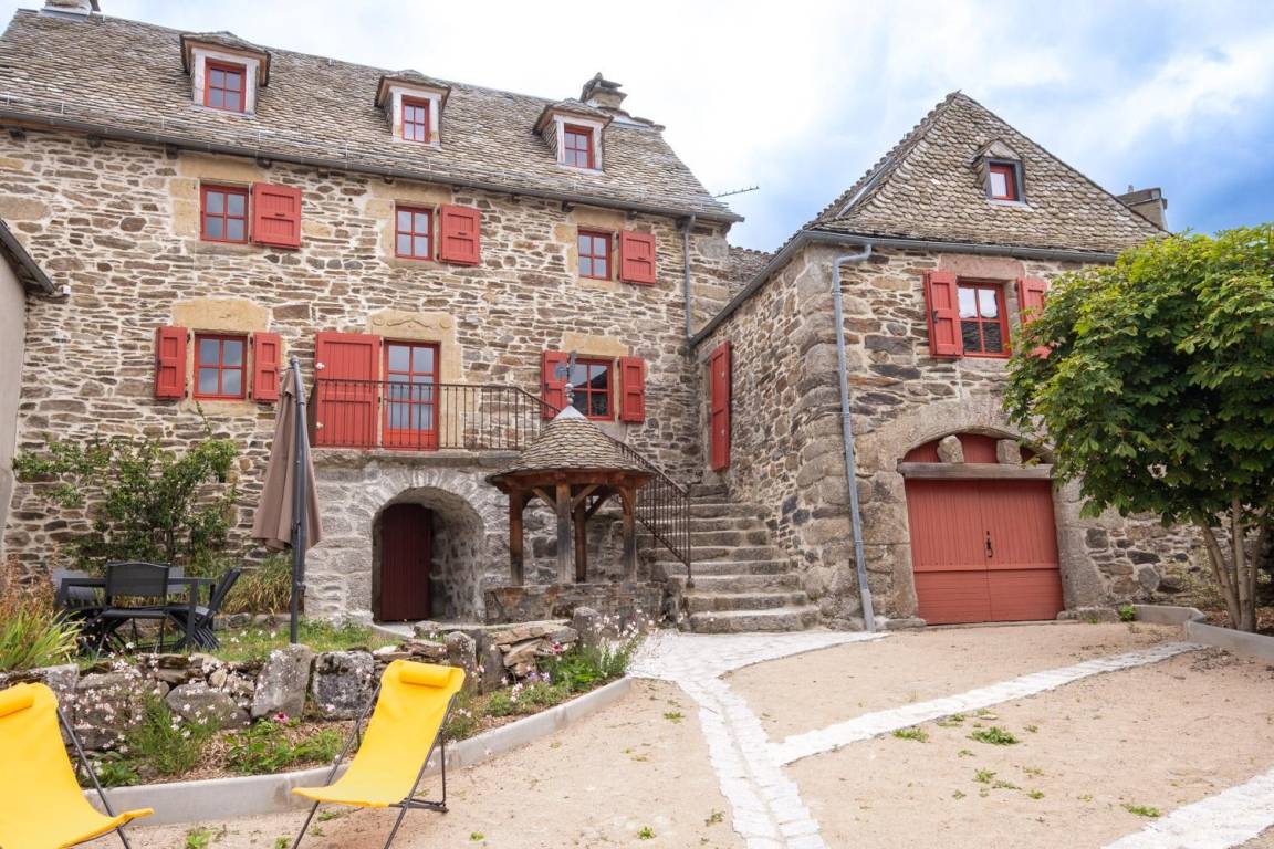 160 M² Gîte ∙ 4 Chambres ∙ 10 Personnes - Lozère
