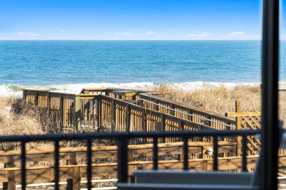 72 M² Apartment ∙ 2 Bedrooms ∙ 6 Guests - Carolina Beach, NC