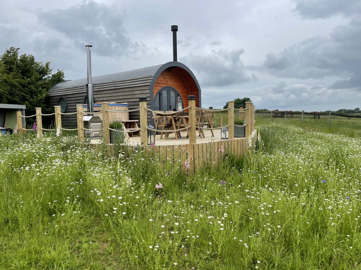 15 M² Cabin ∙ 1 Bedroom ∙ 4 Guests - Banbury