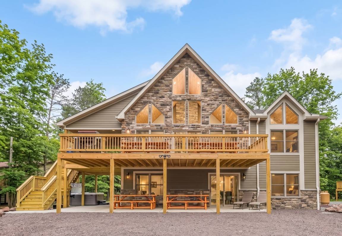 353 M² House ∙ 8 Bedrooms ∙ 26 Guests - Pennsylvania