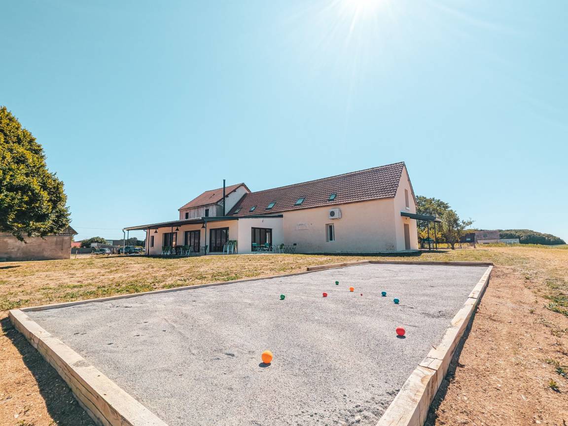 325 M² Cottage ∙ 7 Bedrooms ∙ 15 Guests - Loire