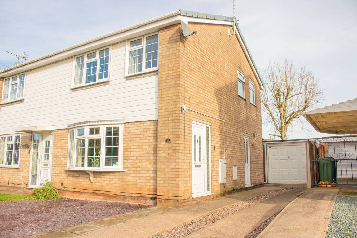 111 M² Huis ∙ 3 Slaapkamers ∙ 5 Gasten - Stafford