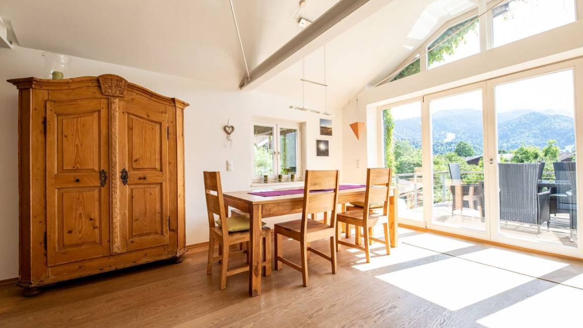 125 M² Ferienhaus ∙ 3 Schlafzimmer ∙ 7 Gäste - Grainau