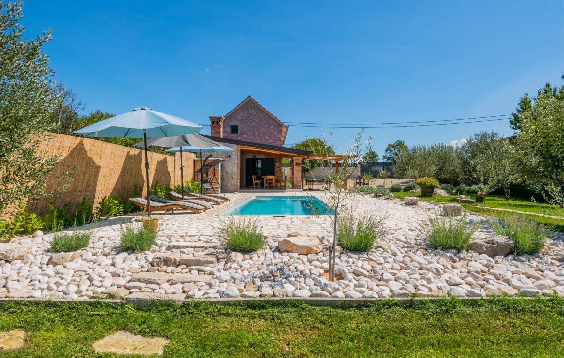 150 M² House ∙ 3 Bedrooms ∙ 6 Guests - Imotski