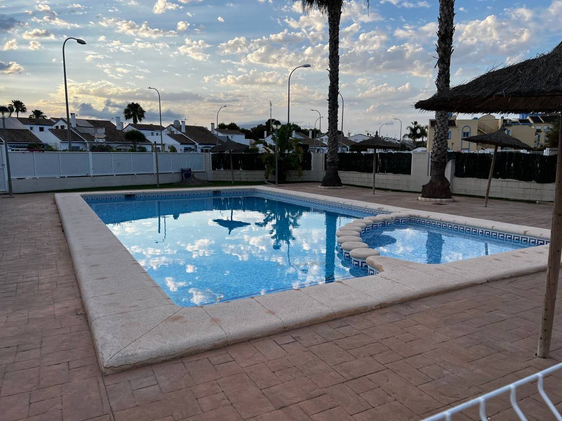 85 M² House ∙ 3 Bedrooms ∙ 6 Guests - Oliva