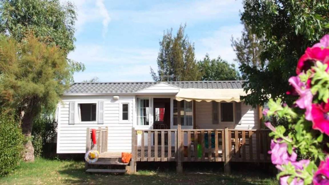 32 M² Camping ∙ 3 Chambres ∙ 8 Personnes - La Londe-les-Maures