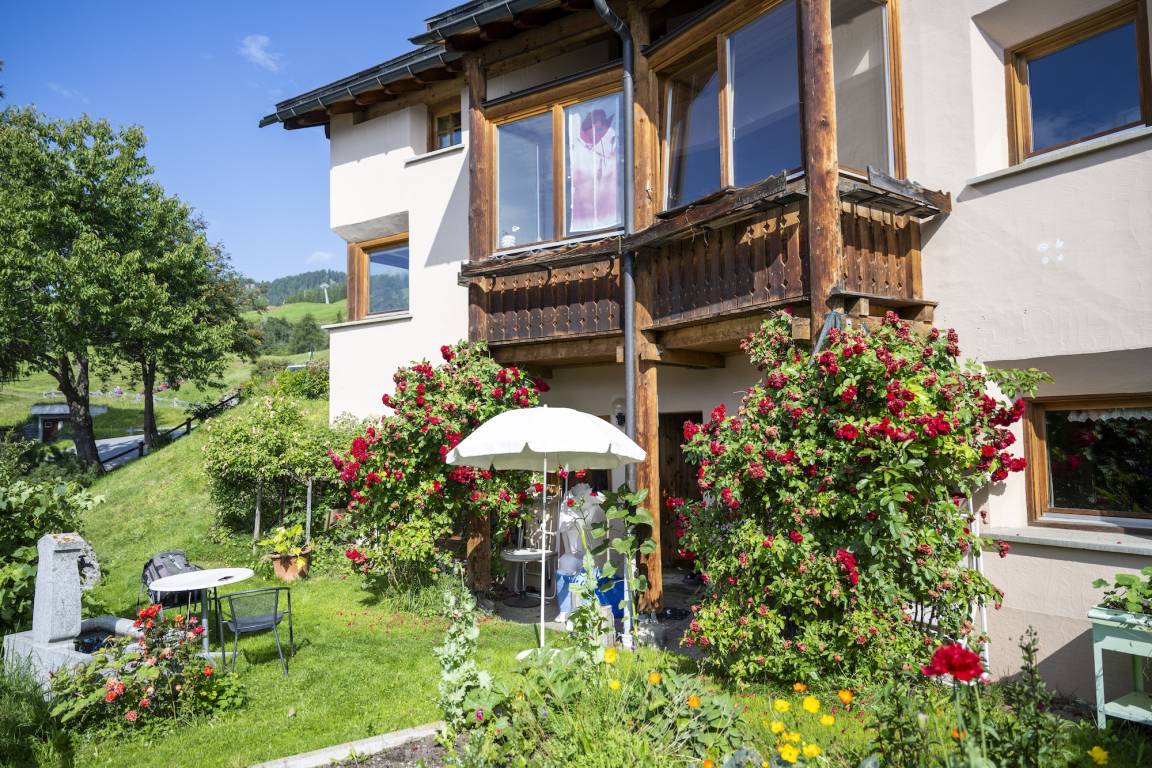 32 M² Studio Flat ∙ 2 Guests - Tarasp