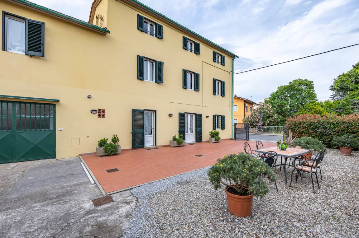120 M² Ferienwohnung ∙ 3 Schlafzimmer ∙ 6 Gäste - Montecatini Terme