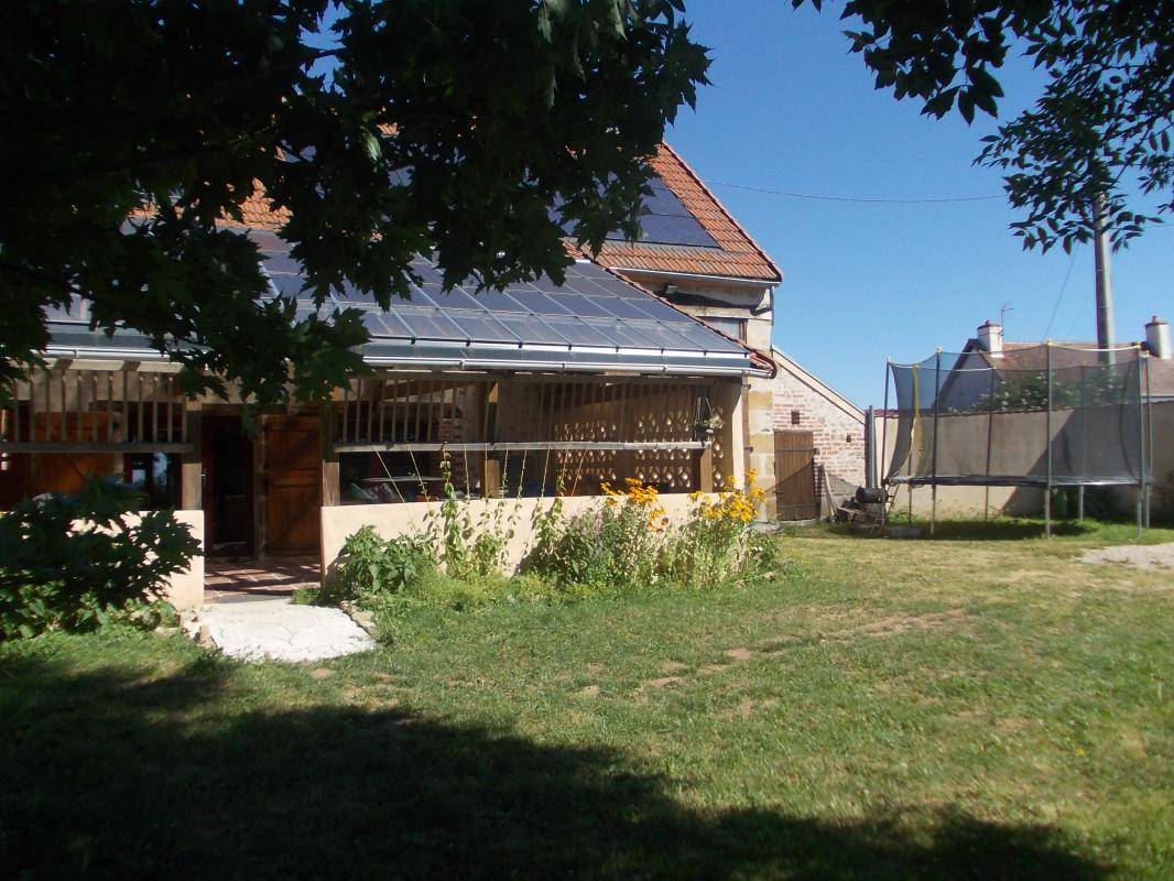 84 M² Gîte ∙ 3 Chambres ∙ 6 Personnes - Auvergne
