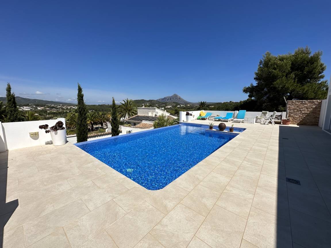 Villa ∙ 3 Habitaciones ∙ 6 Huéspedes - Jávea