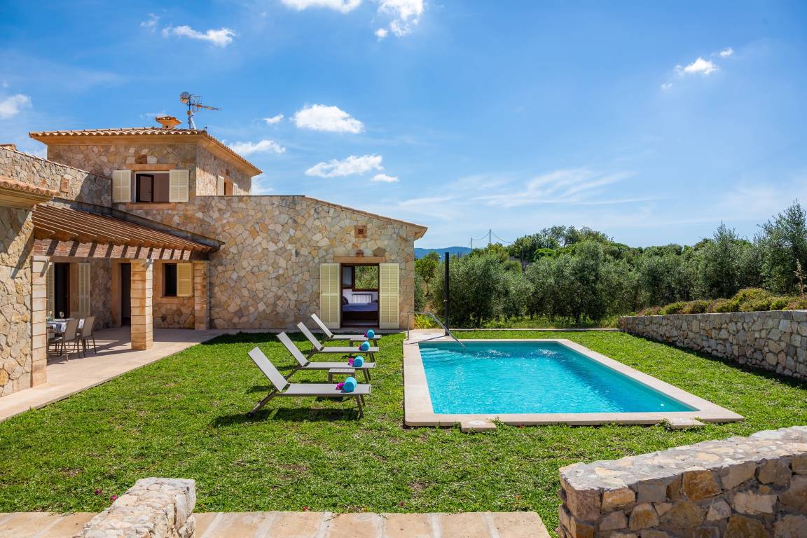 150 M² Casa De Campo ∙ 2 Habitaciones ∙ 4 Huéspedes - Cala Millor