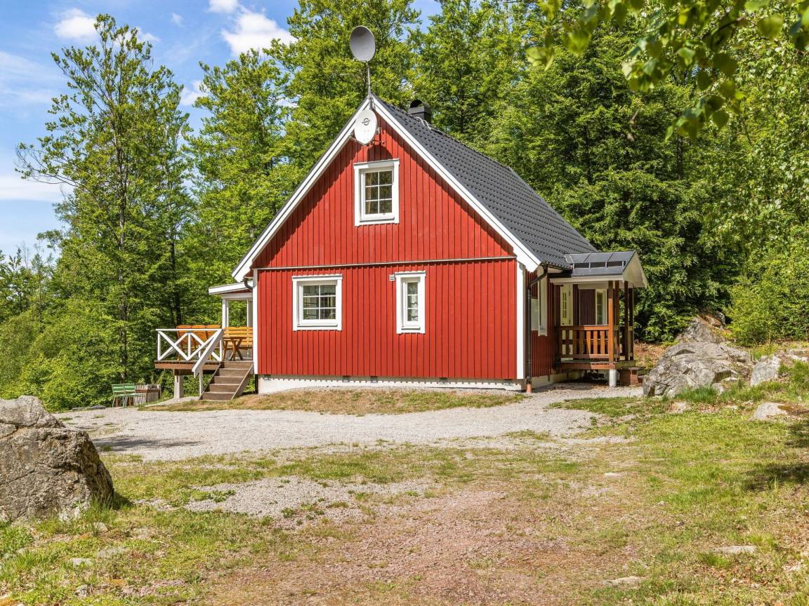 95 M² Ferienhaus ∙ 2 Schlafzimmer ∙ 6 Gäste - Olofström