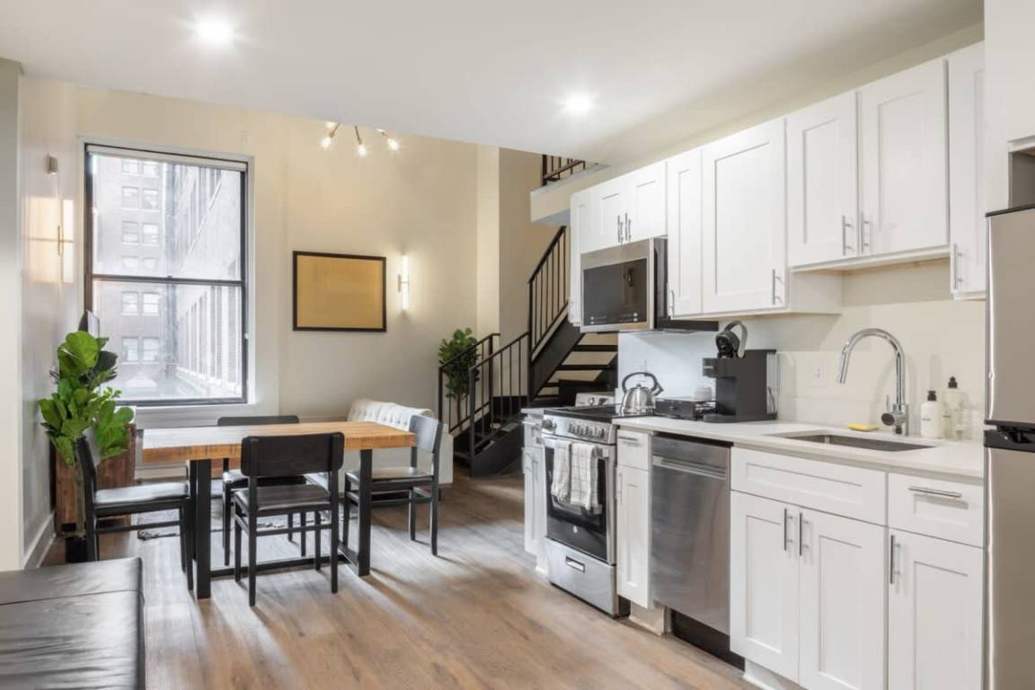 Apartment ∙ 2 Bedrooms ∙ 6 Guests - Philadelphia, PA