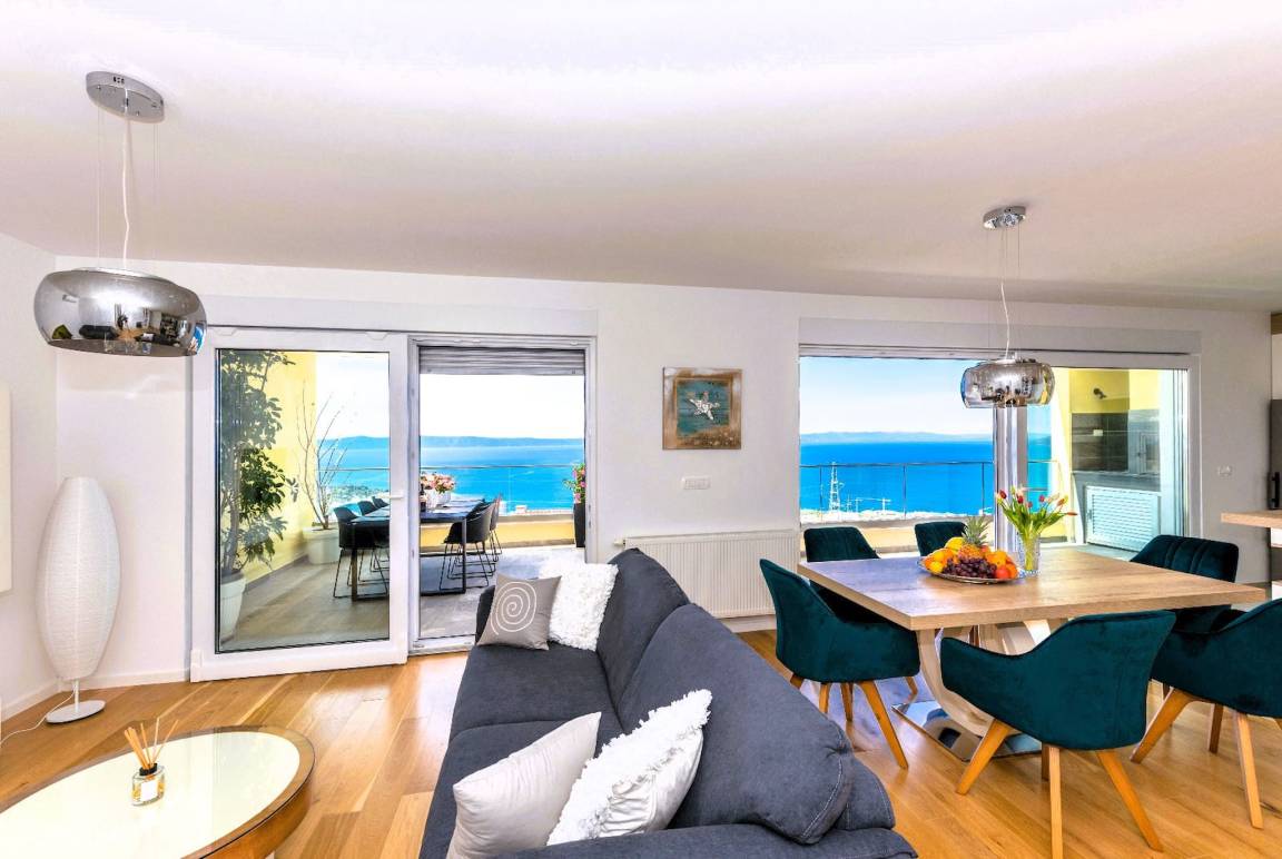 120 M² Ferienwohnung ∙ 3 Schlafzimmer ∙ 6 Gäste - Makarska