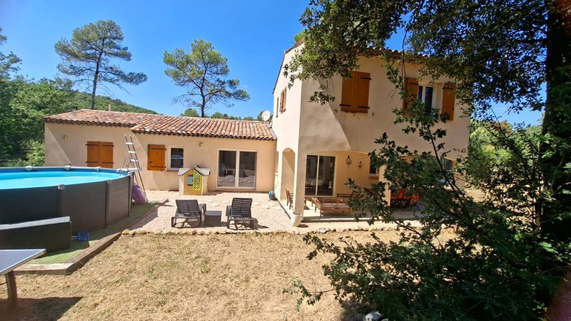 110 M² House ∙ 3 Bedrooms ∙ 6 Guests - Draguignan