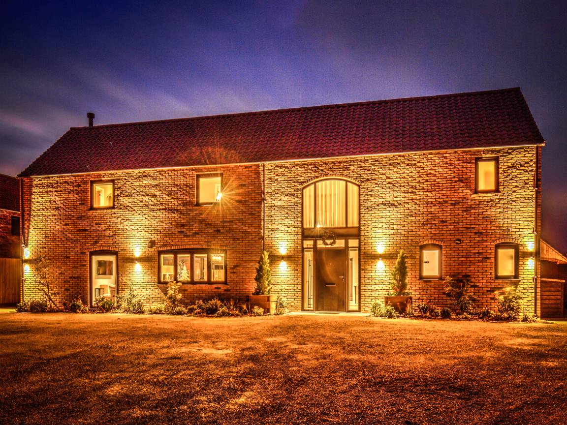 Cottage ∙ 4 Bedrooms ∙ 8 Guests - Lincoln