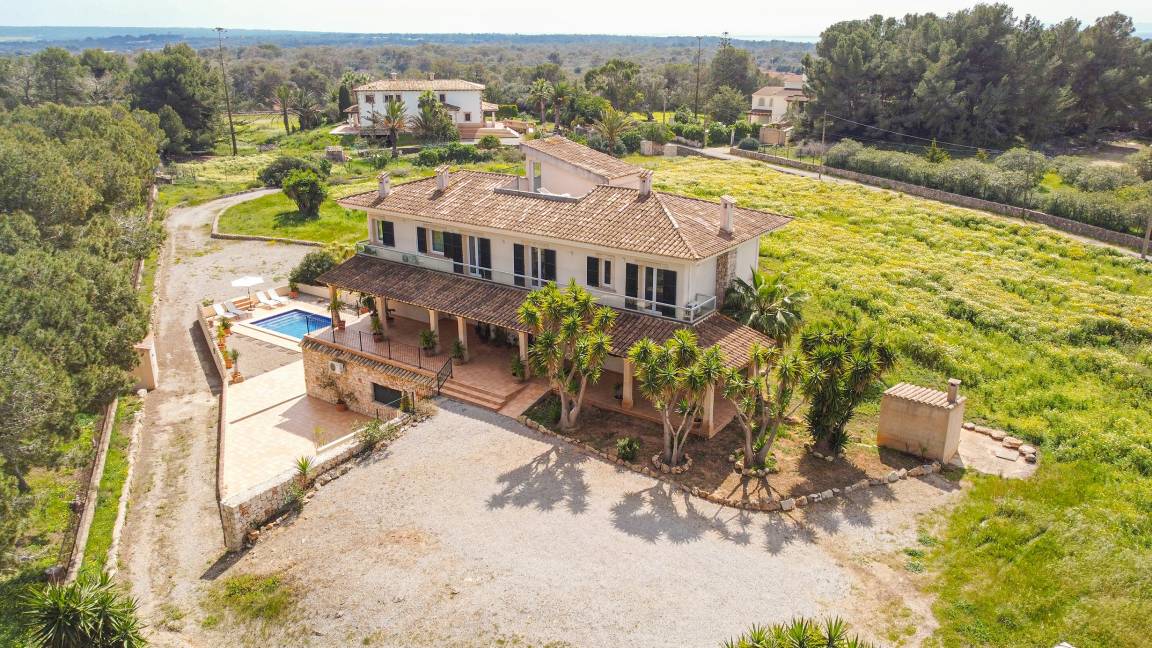 400 M² Ferienhaus ∙ 5 Schlafzimmer ∙ 8 Gäste - Ses Salines