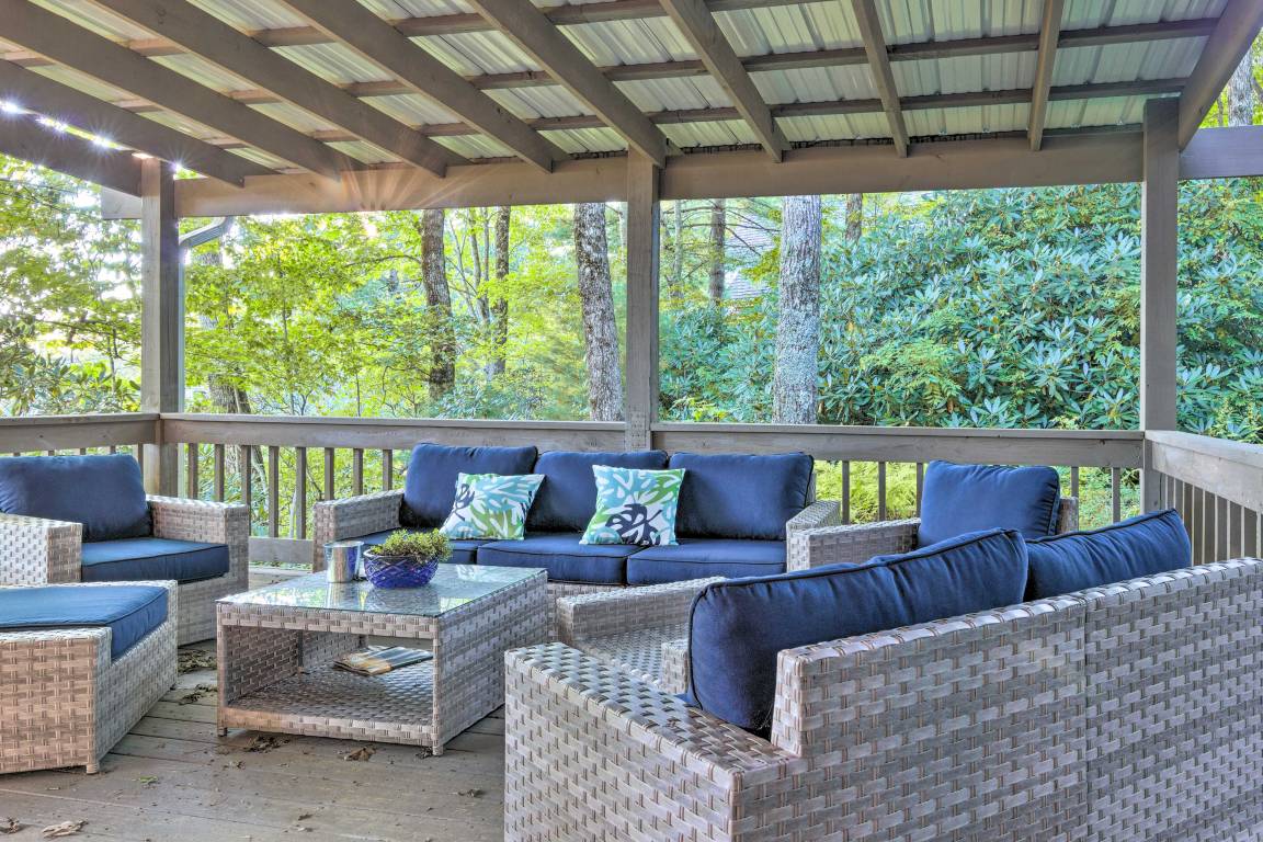 188 M² House ∙ 2 Bedrooms ∙ 10 Guests - Highlands, NC