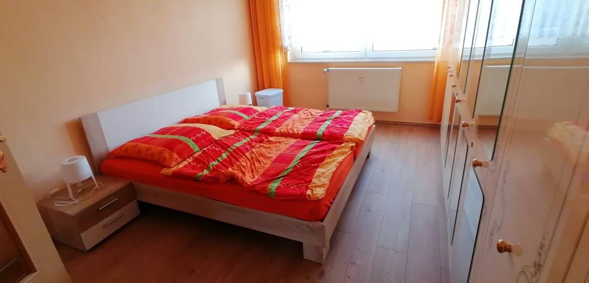 58 M² Ferienwohnung ∙ 1 Schlafzimmer ∙ 2 Gäste - Mücheln (Geiseltal)