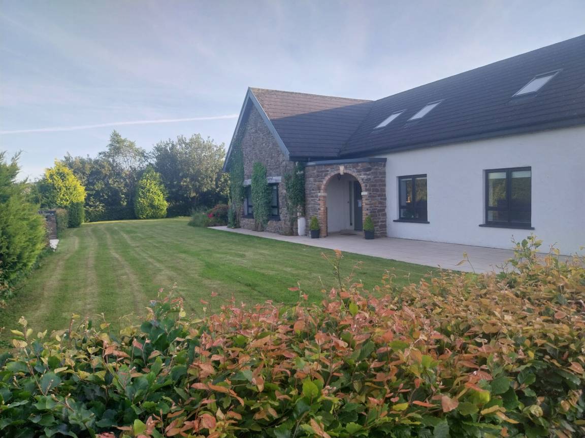40 M² House ∙ 5 Bedrooms ∙ 11 Guests - Ireland