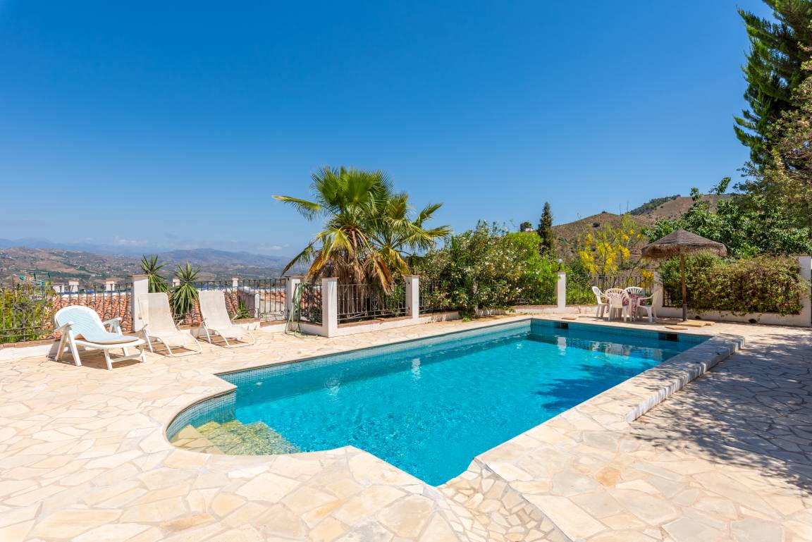 75 M² Villa ∙ 2 Slaapkamers ∙ 6 Gasten - Comares