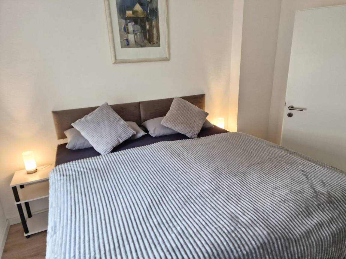 55 M² Apartment ∙ 1 Bedroom ∙ 3 Guests - Stuttgart