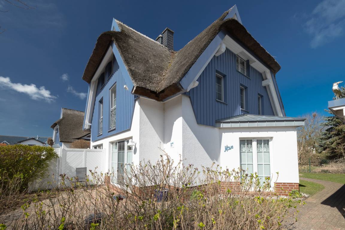 82 M² Ferienhaus ∙ 3 Schlafzimmer ∙ 6 Gäste - Zingst
