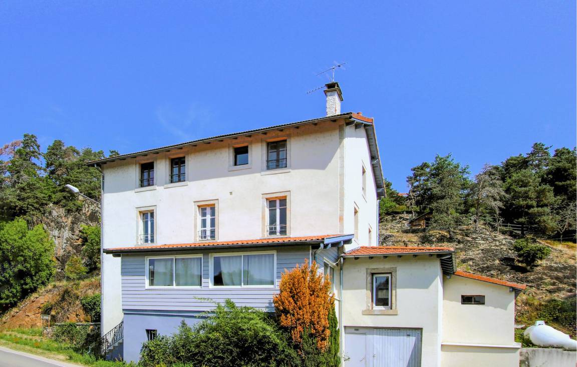 60 M² Appartement ∙ 2 Chambres ∙ 5 Personnes - Saint-Germain-Laprade