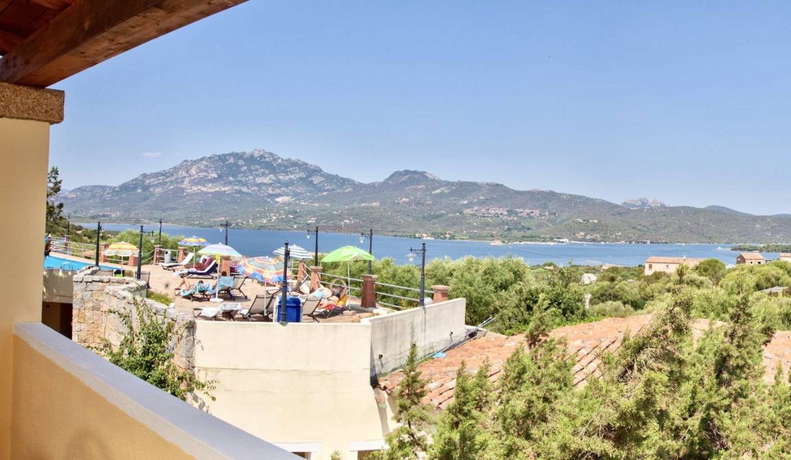 70 M² Ferienwohnung ∙ 2 Schlafzimmer ∙ 7 Gäste - Olbia