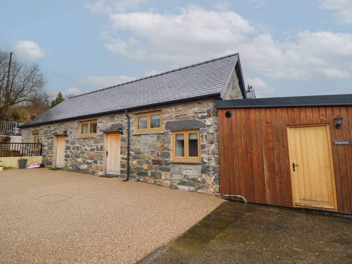 Cottage ∙ 2 Bedrooms ∙ 4 Guests - Bala