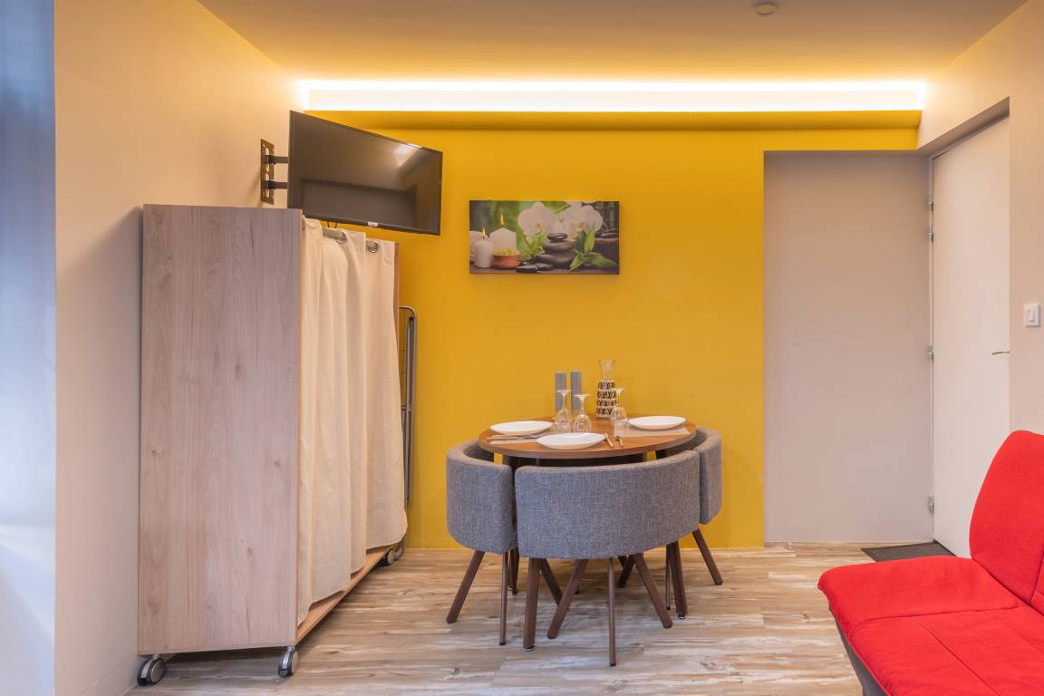 40 M² Appartement ∙ 1 Chambre ∙ 2 Personnes - Donzère