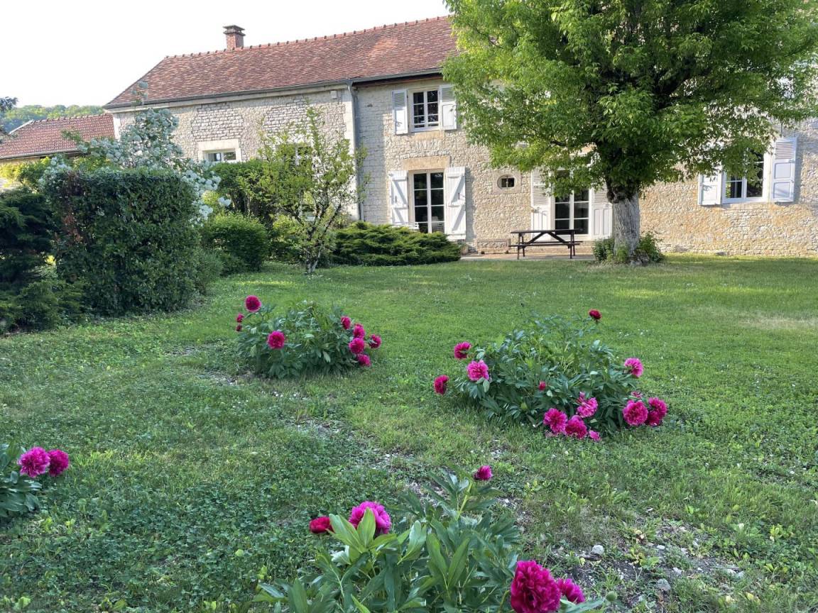 200 M² Gîte ∙ 3 Chambres ∙ 11 Personnes - Bar-sur-Aube
