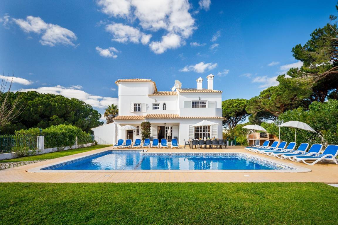 Casa ∙ 7 Habitaciones ∙ 20 Huéspedes - Albufeira