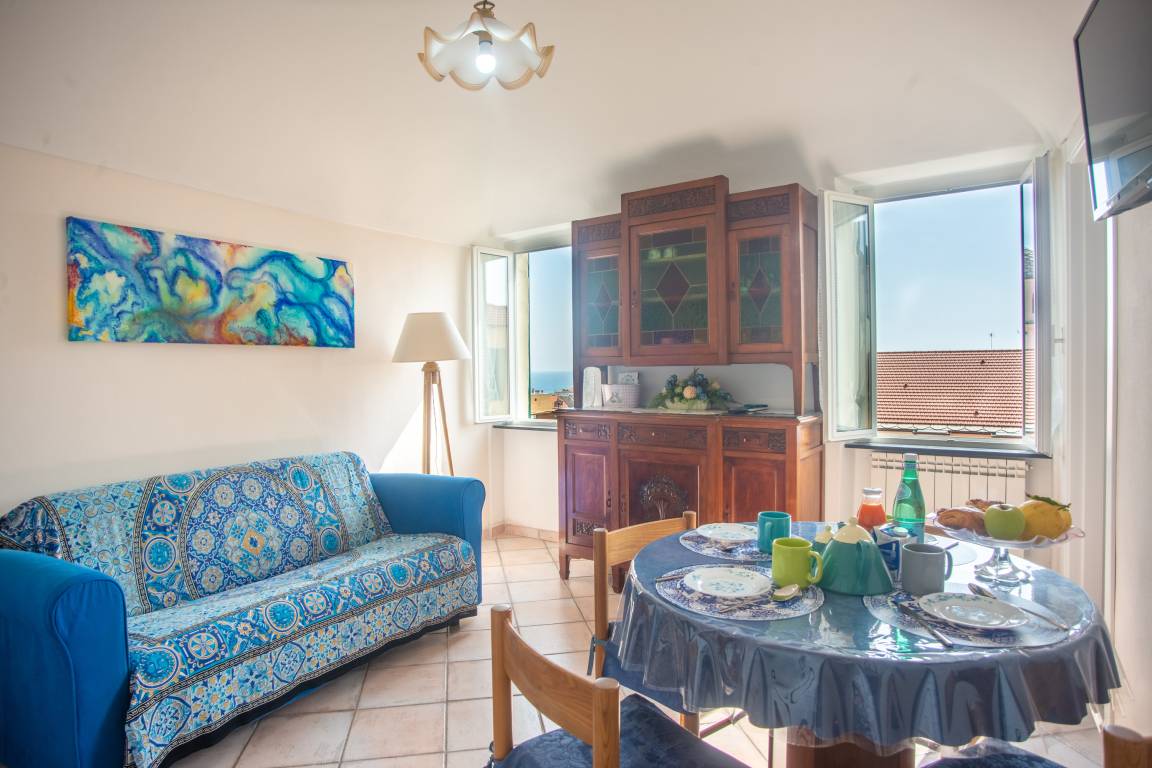 60 M² Apartment ∙ 2 Bedrooms ∙ 4 Guests - Sanremo