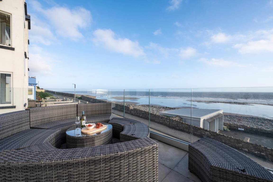 Cottage ∙ 4 Bedrooms ∙ 8 Guests - Amroth