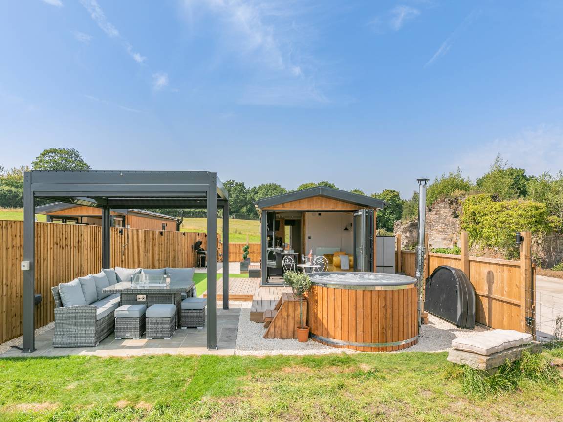 Apartment ∙ 1 Bedroom ∙ 4 Guests - Ormskirk