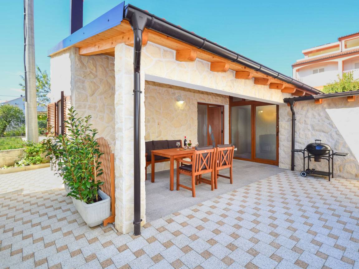 30 M² House ∙ 1 Bedroom ∙ 2 Guests - Šibenik