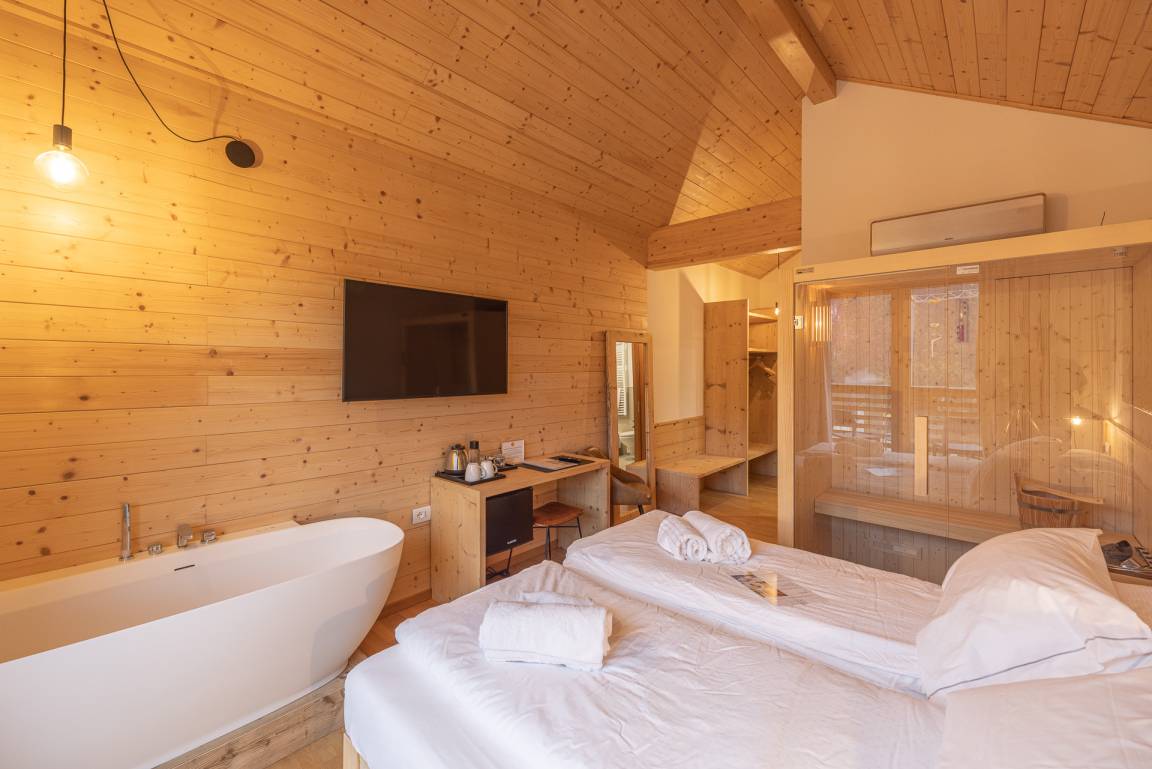 20 M² Private Room ∙ 1 Bedroom ∙ 2 Guests - Pieve di Cadore