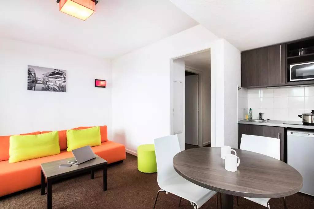 29 M² Apartamento ∙ 1 Quarto ∙ 4 Hóspedes - Estrasburgo
