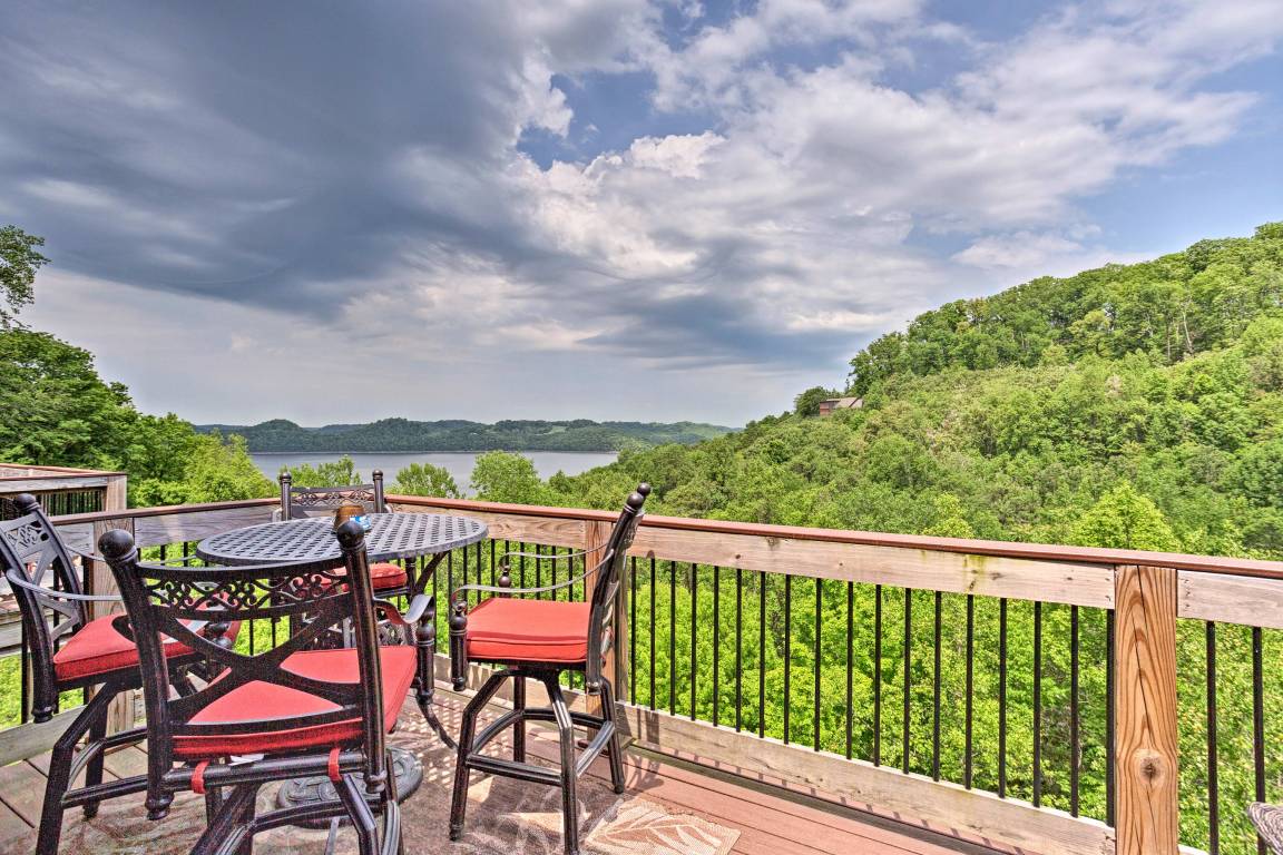 185 M² Apartment ∙ 3 Bedrooms ∙ 6 Guests - Smithville, TN