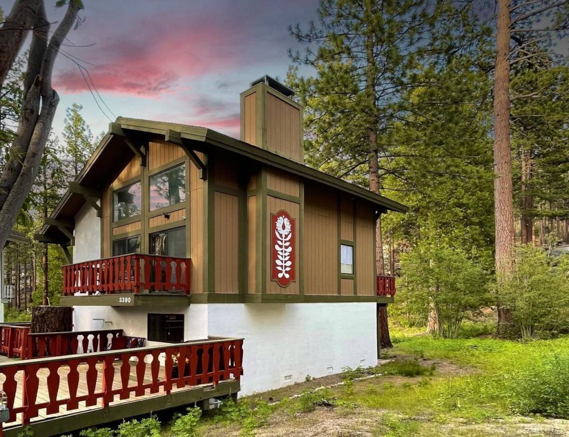 137 M² House ∙ 2 Bedrooms ∙ 7 Guests - Stateline, NV