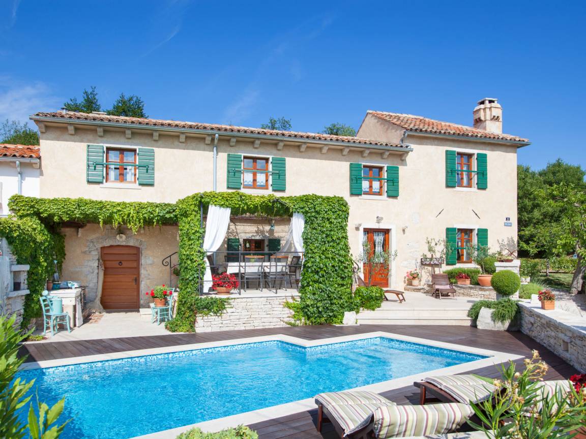140 M² House ∙ 3 Bedrooms ∙ 6 Guests - Labin
