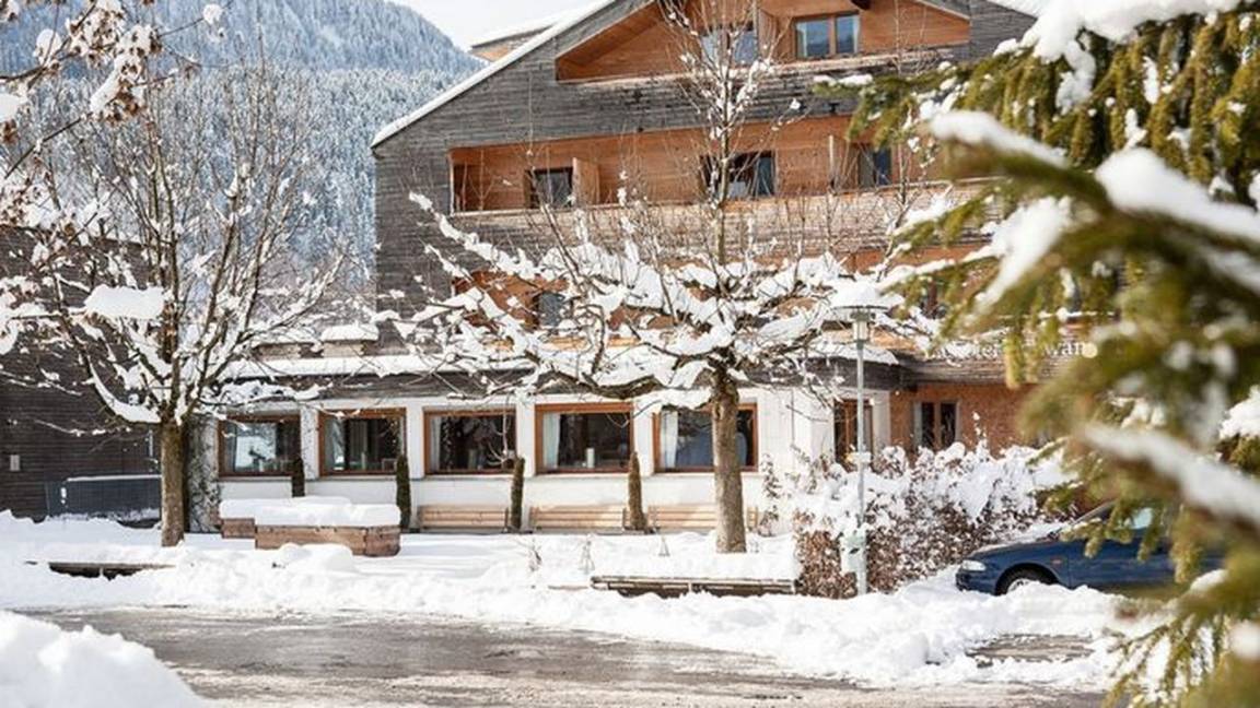 24 M² Hotel ∙ 1 Bedroom ∙ 2 Guests - Mellau