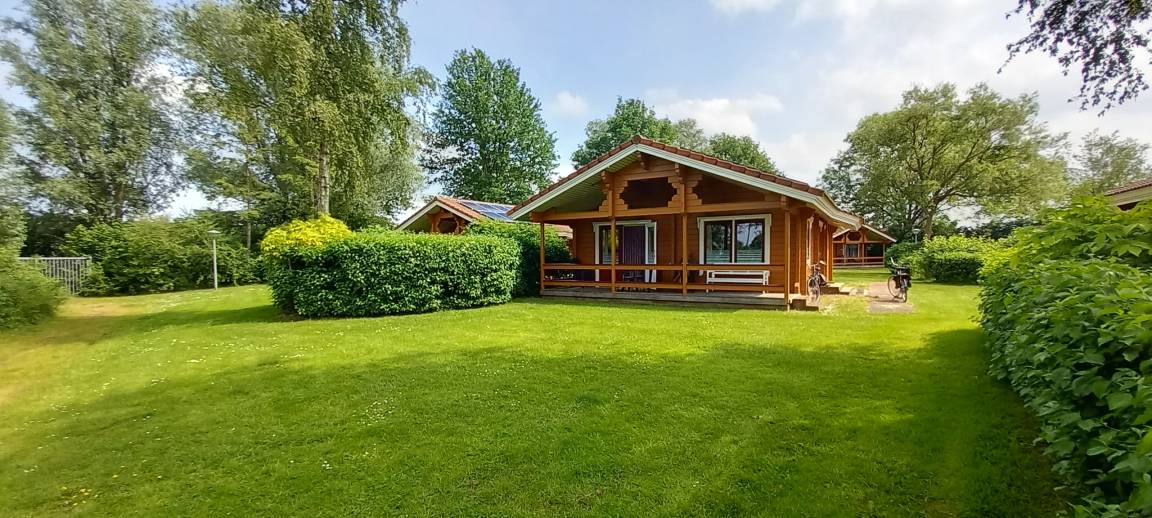 65 M² Chalet ∙ 3 Bedrooms ∙ 6 Guests - Hardenberg