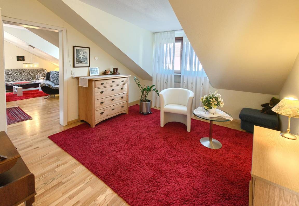 80 M² Ferienwohnung ∙ 2 Schlafzimmer ∙ 4 Gäste - Bad Krozingen