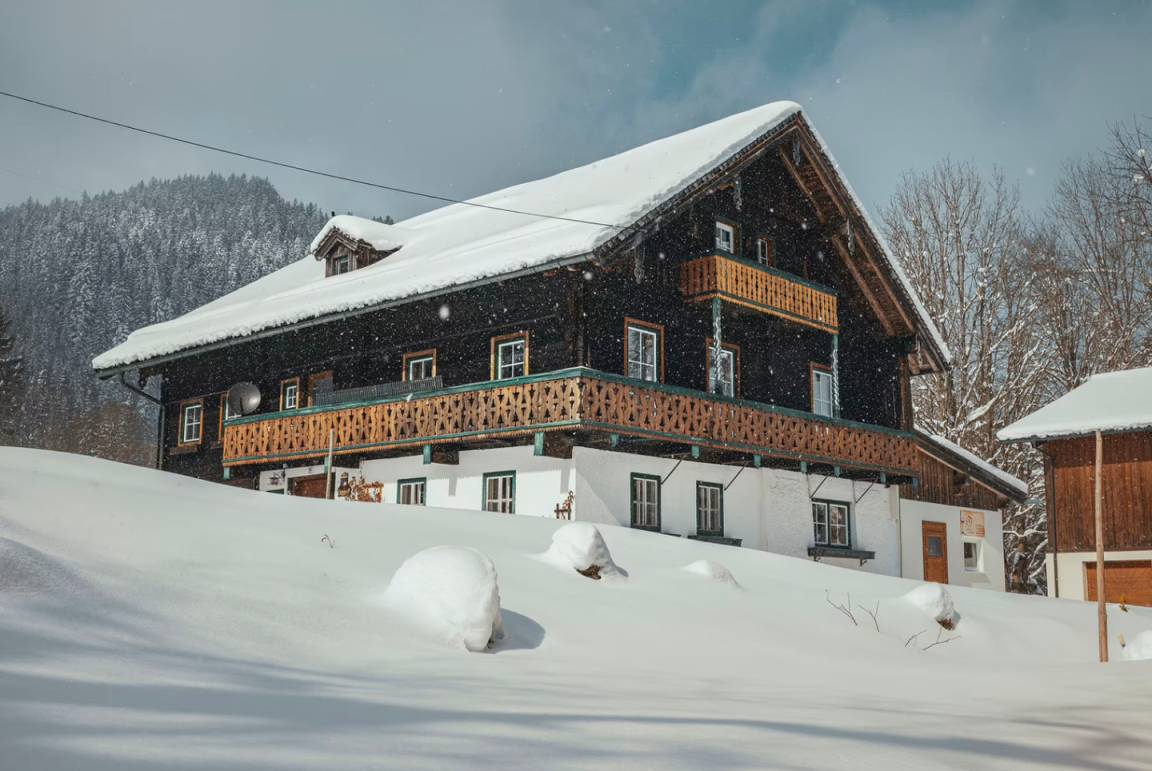 180 M² Ferienhaus ∙ 5 Schlafzimmer ∙ 10 Gäste - Werfenweng