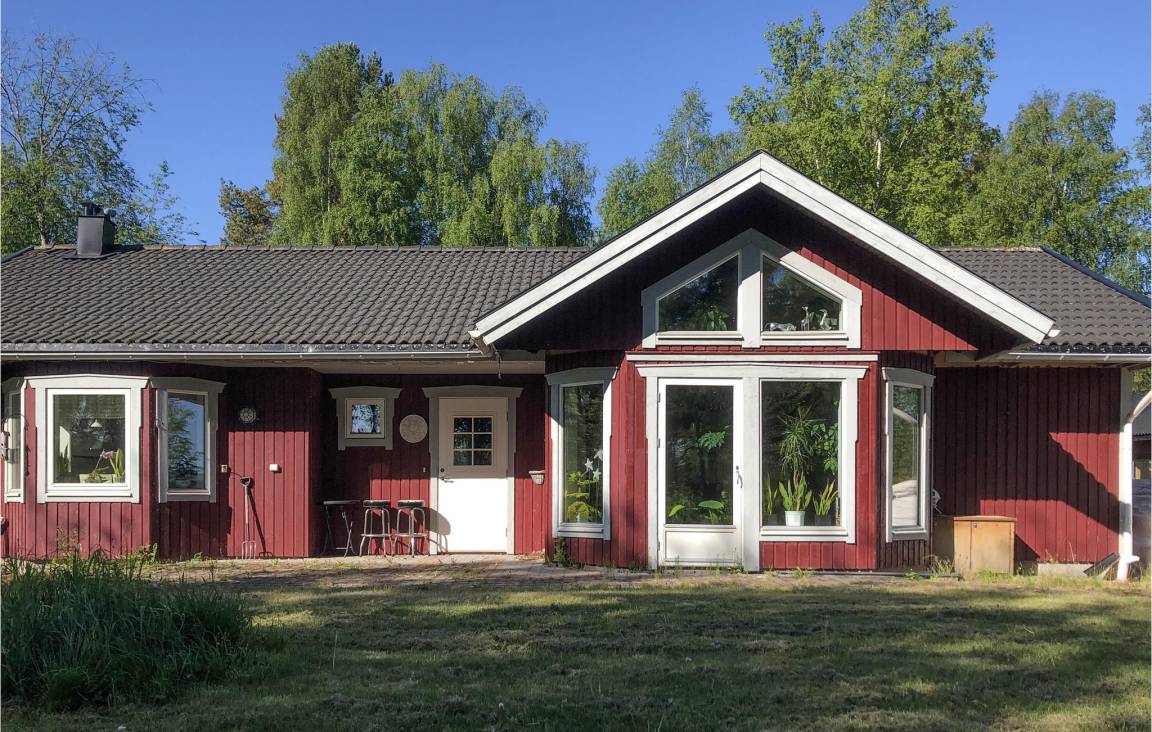 124 M² Hus ∙ 2 Sovrum ∙ 5 Gäster - Älvdalen