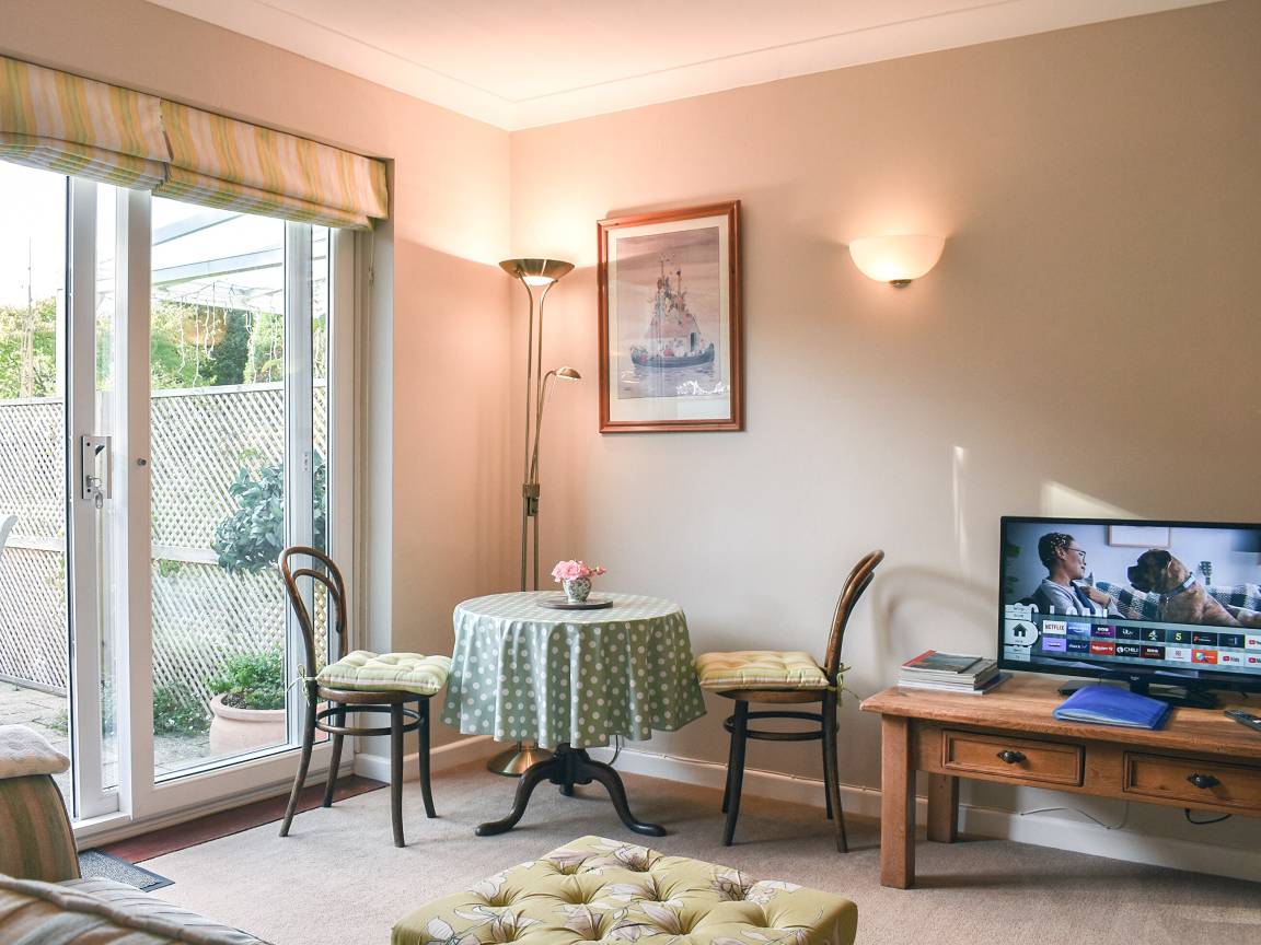Cottage ∙ 1 Bedroom ∙ 2 Guests - Lymington